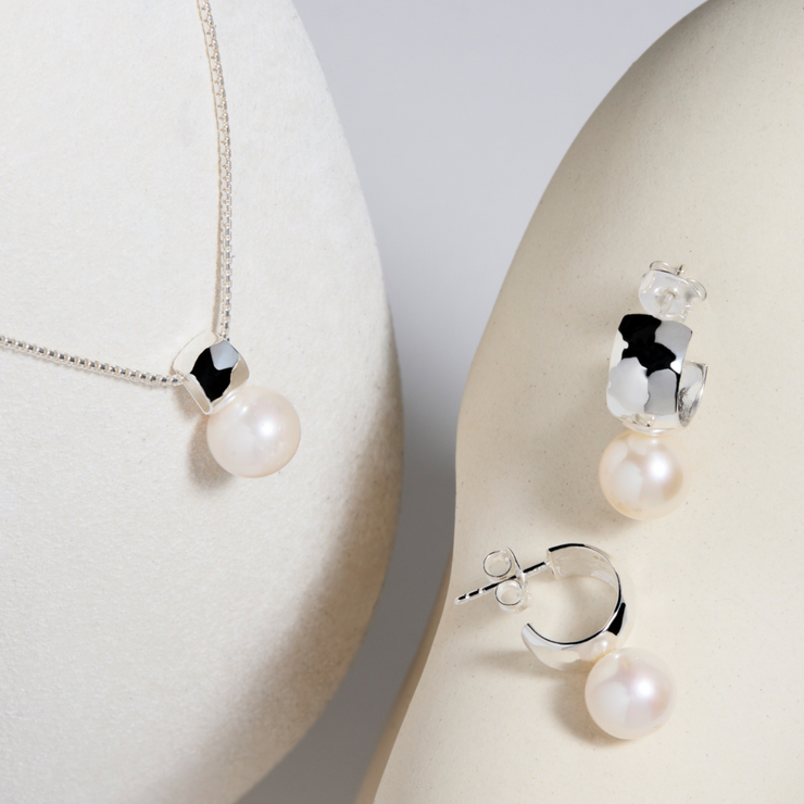 How To Clean Pearl Jewellery | NAJO